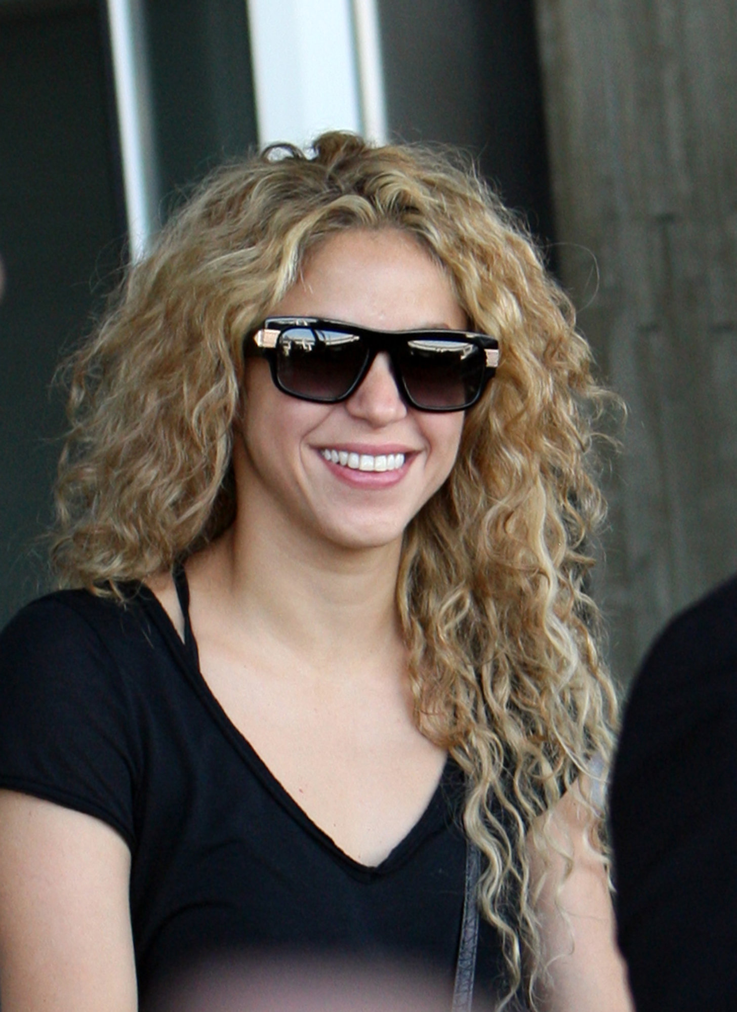 Shakira's hair transformation (PHOTOS)